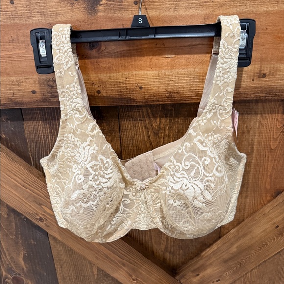 Cacique | Intimates & Sleepwear | Nwt Cacique Beige Lace Full Coverage ...